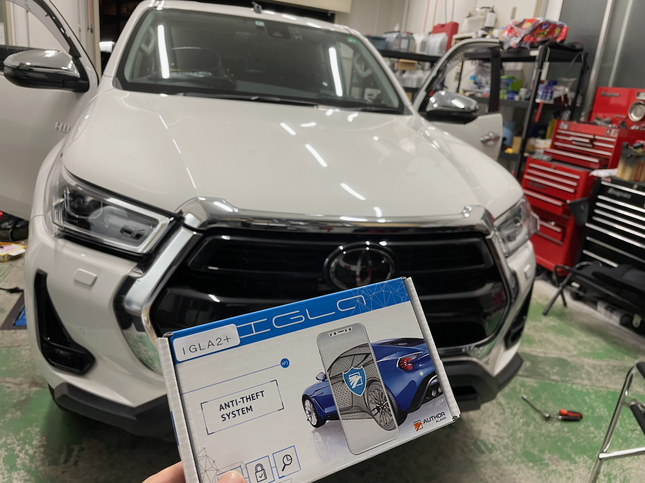 AUTHOR IGLA2+ x トヨタ ハイラックス – LINX東京立川